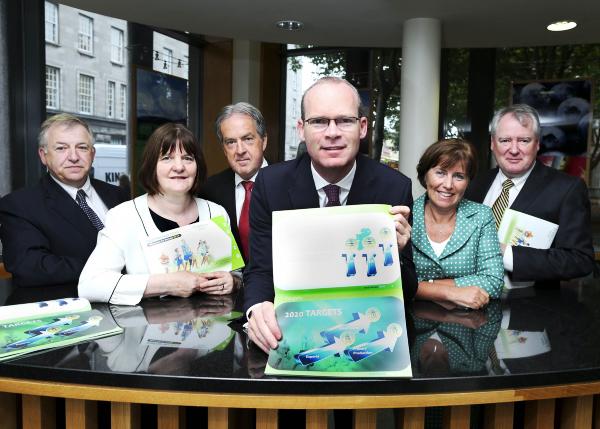 Lynn Broderick's Instagram, Twitter & Facebook on IDCrawl