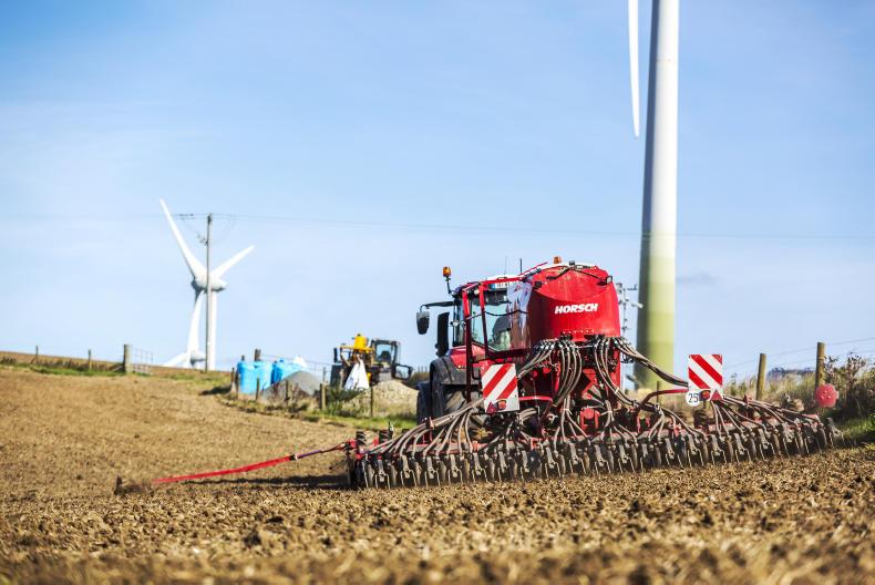 Around the country in pictures - Free