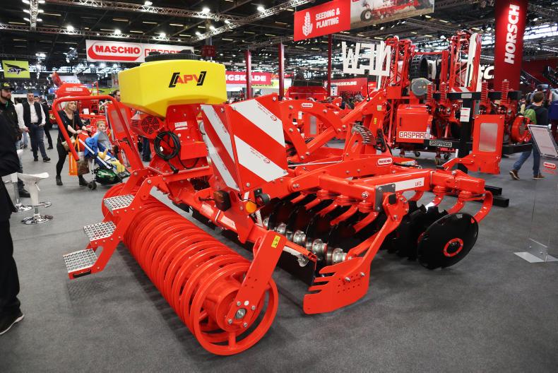 Maschio displays new fertiliser spreader - Free
