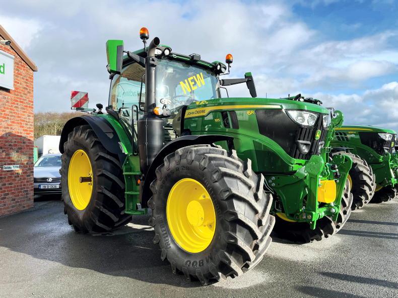John Deere R Tractor John Deere, 374 Advertenties Voor Tweedehands
