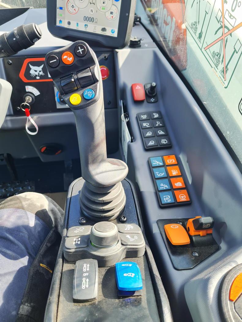 Watch: Bobcat sharpens claws with new R-Series telehandler - Premium